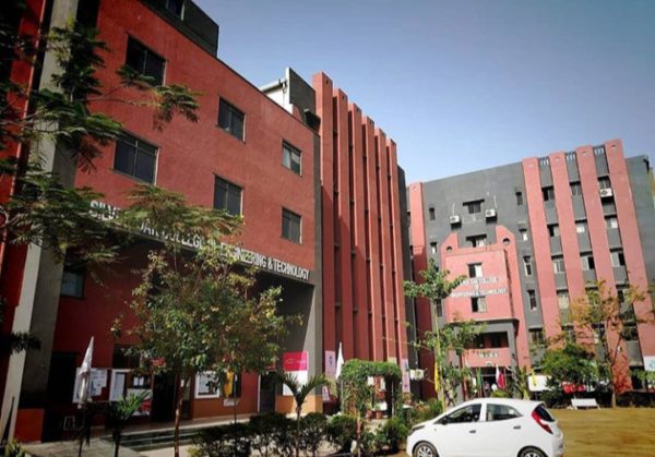 Student Choice Award 2022 Silver Oak College of Engineering ...